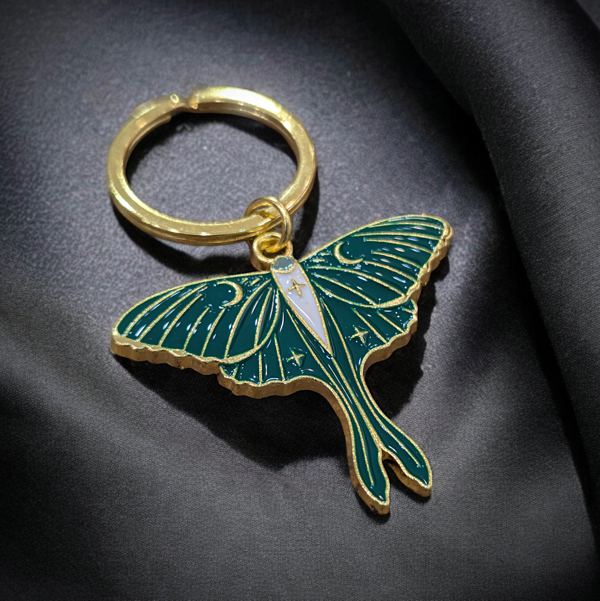 Luna Moth keyring – Luna Lovewitch